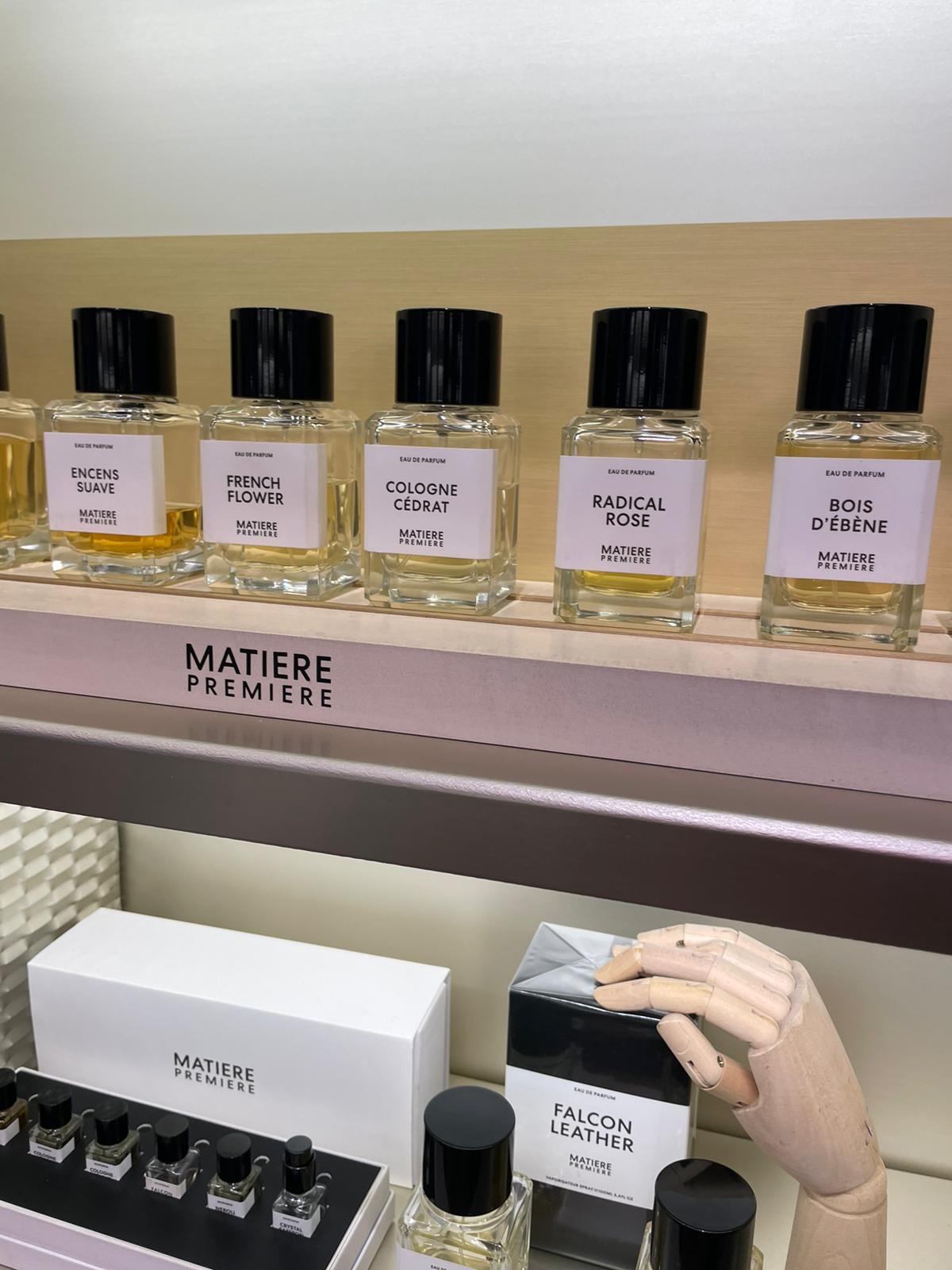 9633a259-3ce8-492a-ac36-e8ff7d37b06e - Parfumerija Lana